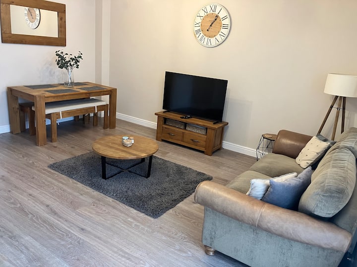 Spacious & Modern Home In Witney, Oxfordshire. - Witney