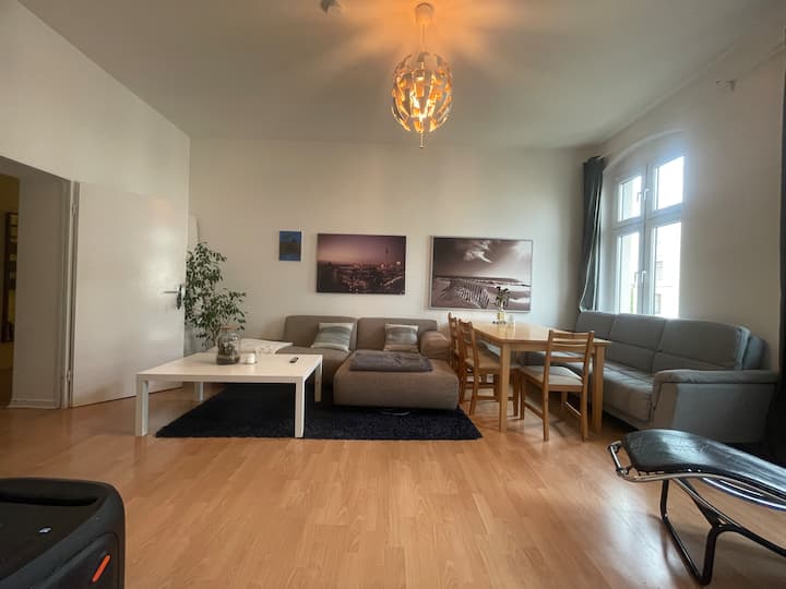 Zimmer Im Altbau In Moabit Nahe Des Hbf - Berlin