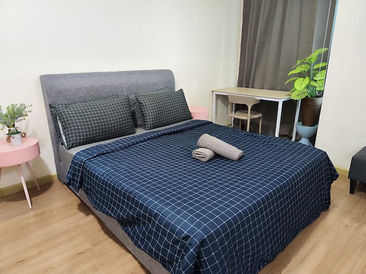 *New* Mkh Boulevard@ New Era Kajang | Netflix+wifi - Kajang