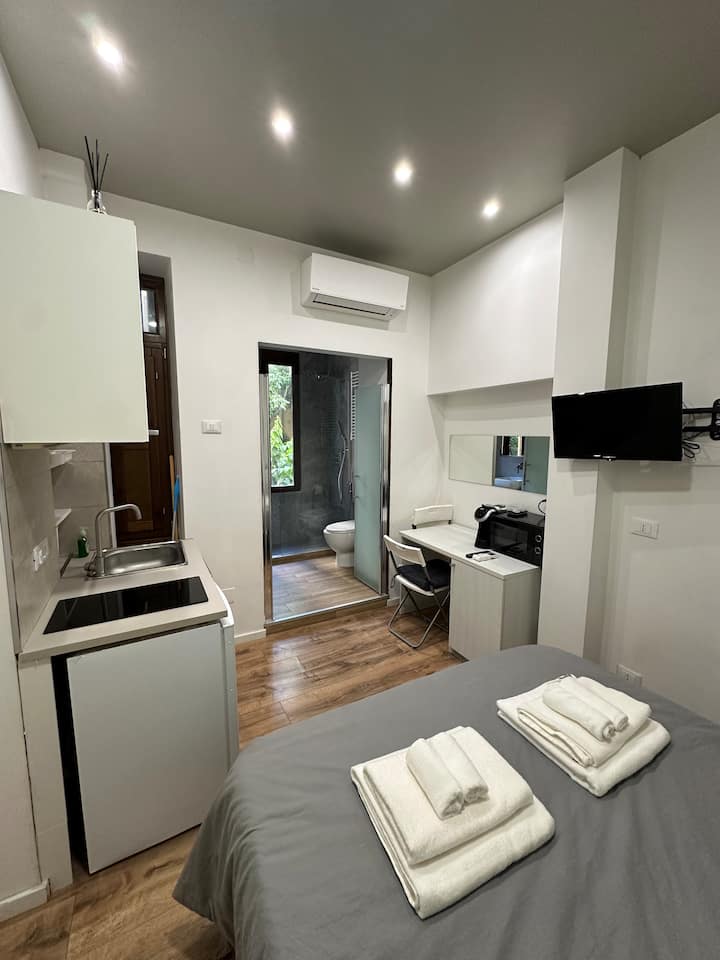 Little Cosy Suite San Pietro Metro - Rome