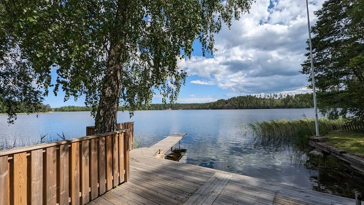 Mysig Stuga På Sjötomt - Norrtälje