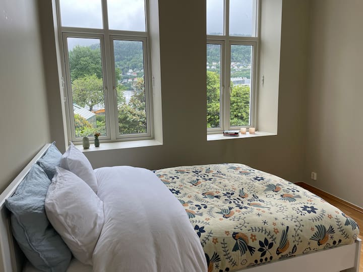 Modern Apartment: Panoramic View In Central Bergen - Bergen