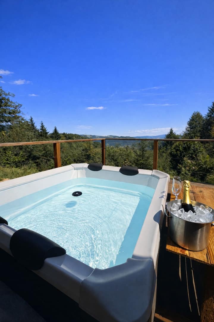Juralodgespa: Chalet Isolé Avec Jacuzzi - Canton de Jura