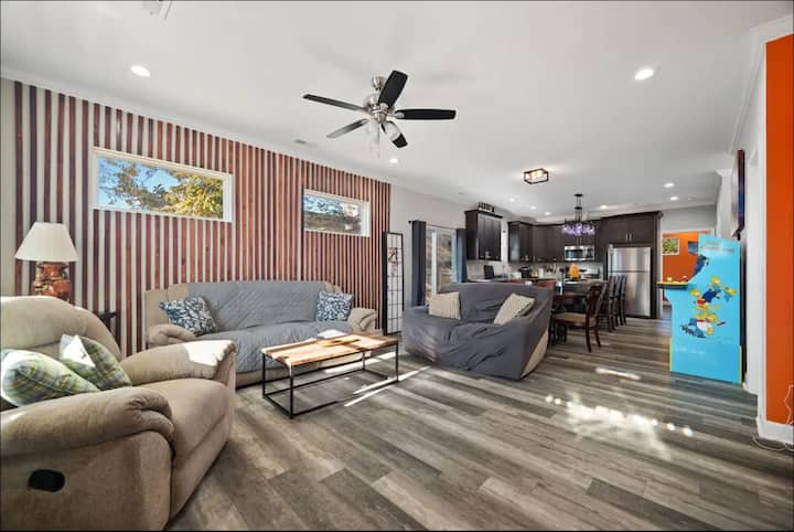 Flex Rooms-travel Professionals (Room A) - Hampton, VA