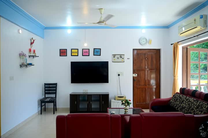 2bhk-delightful Apt Near Candolim Beach & Club Lpk - Goa