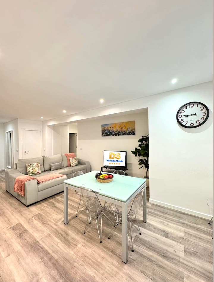 Luxury T3 Plaza Inn Lift, A/c, Balcony - Town - Funchal