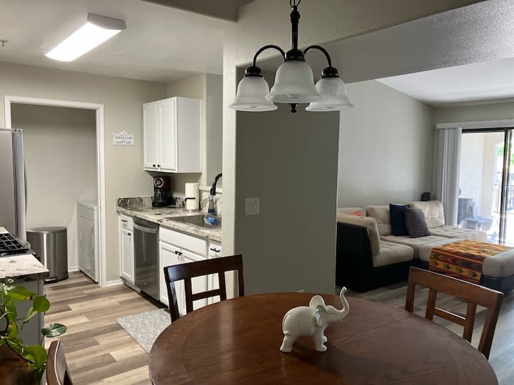 Beautiful Seven Hills Condo! - Henderson, NV