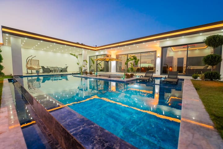 Yakamoz 2
Muhafazakar öZel Havuzlu Villa - Kalkan