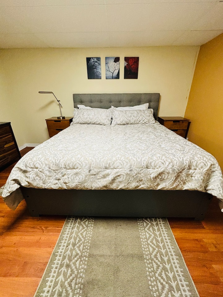 King Bed & Space Serene Home With Gym/free Parking - Hawkesbury
