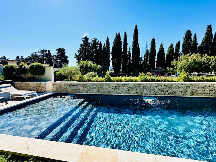 Mas Provençal Spacieux 260m2 Piscine Et Jacuzzi - Cavaillon