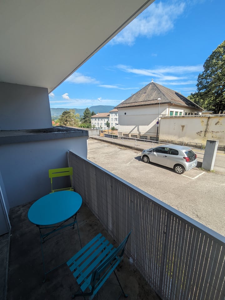 Entre Lacs Et Montagnes - Chambéry