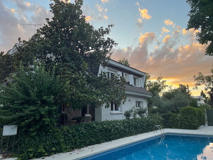 Jolie Maison Avec Jardin - Madrid
