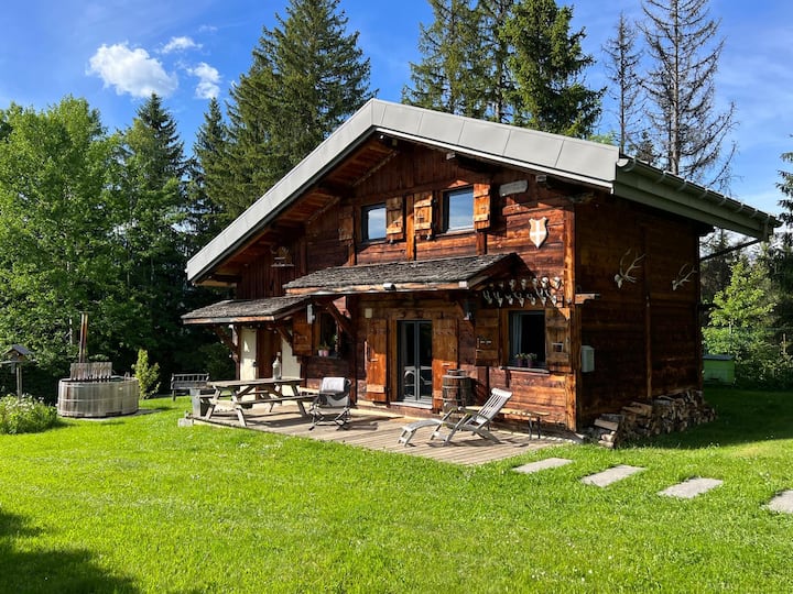 Chalet Montagnard De Caractère Avec Storvatt - Megève