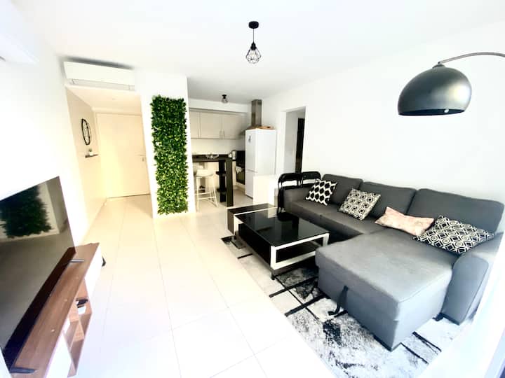 Appartement Lumineux Près Plages Et Commerces - Fréjus