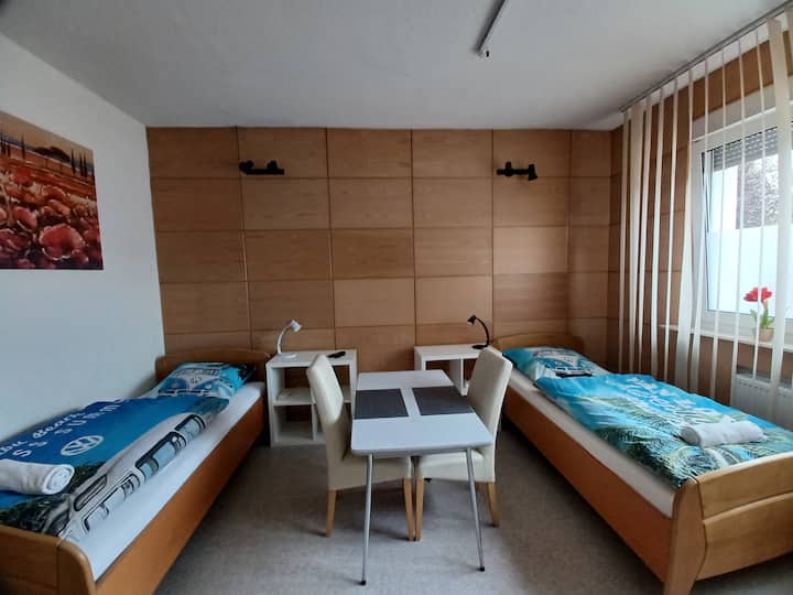 Monteurapartment Für 3 - 5 Personen Nähe Flughafen - Kelsterbach