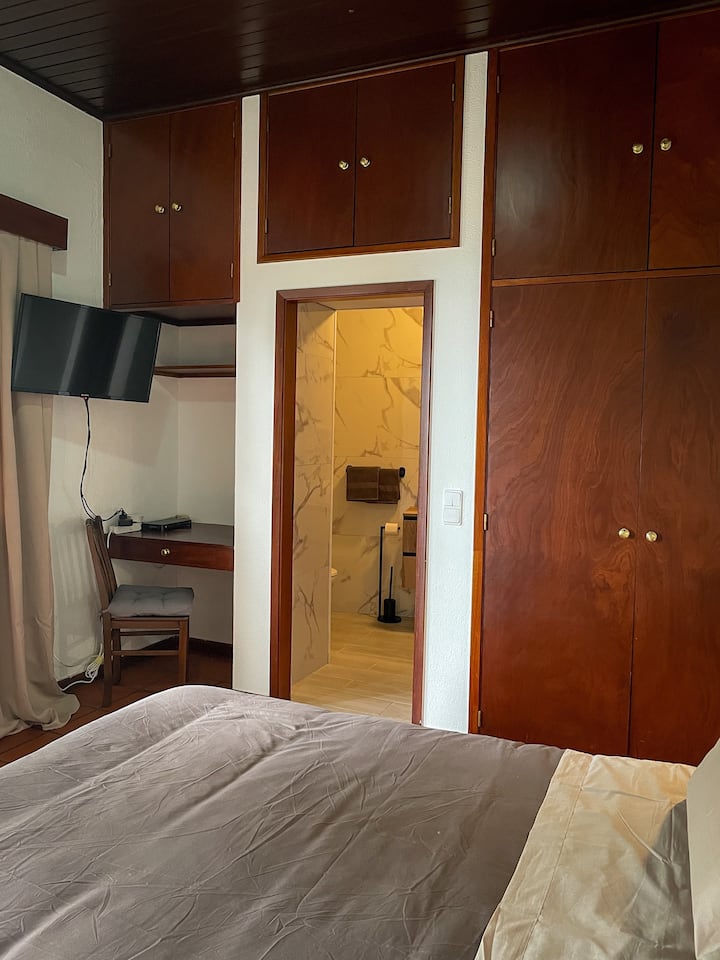 Habitación En Santo Antonio - Madera