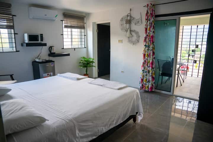 Nyumbani - Kingston (Jamaica)