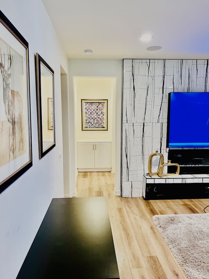 Cozy Modern Home - San Dimas, CA