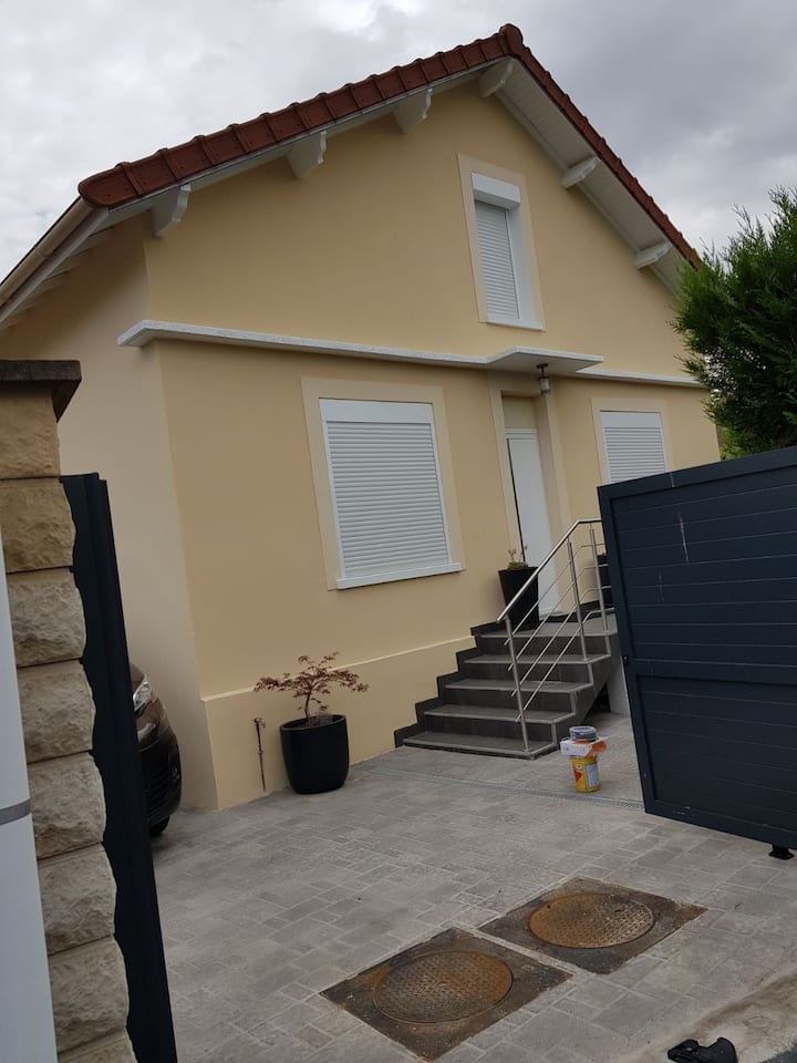Maison à Montigny Les Cormeilles - Saint-Gratien