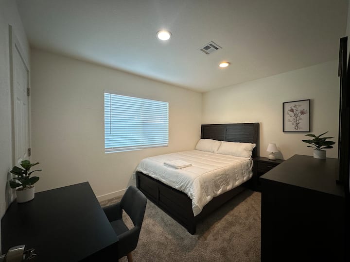 Room In Las Vegas, Nevada - Las Vegas, NV