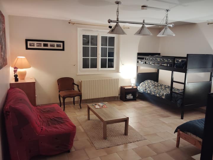 Appartement 1 à 6 Personnes, 2 Chambres, Rénové ! - Andrézieux-Bouthéon