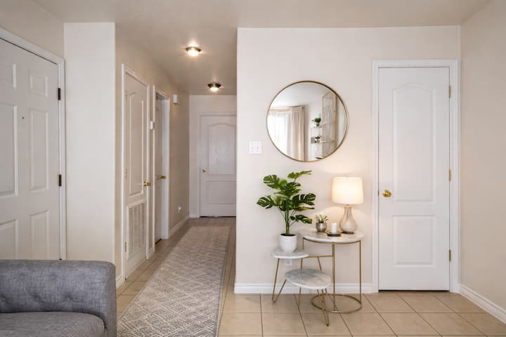 Cozy Apartment For Up To 5 People - Laredo, TX