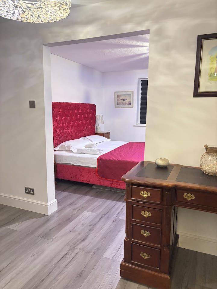 Spacious Furnished Property 2br - High Wycombe