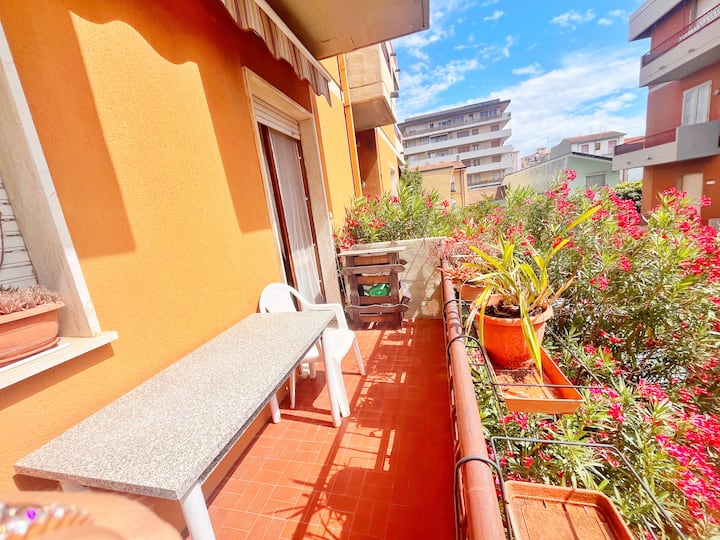 Eco Del Mare Conpostoauto In Un’ottima Posizione! - Viareggio