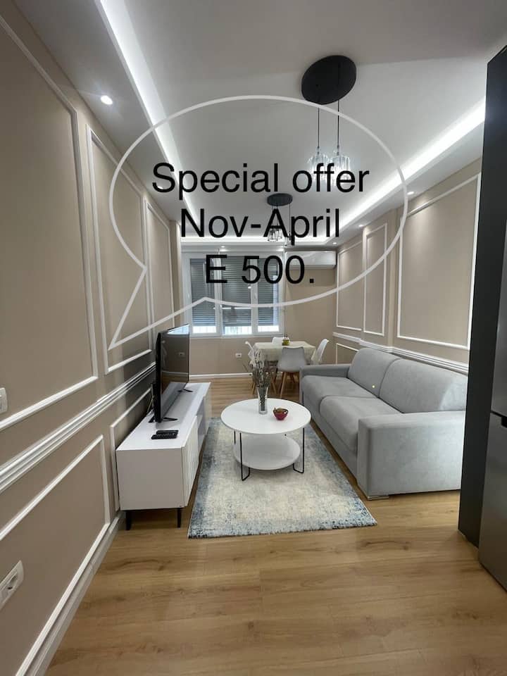 Seaside Modern Apartment - Durrës