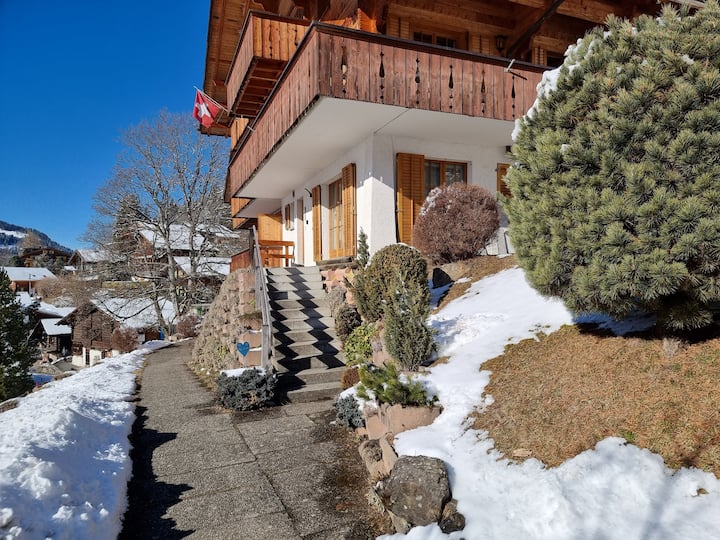 Self Contained 1st Floor Studio In Wengen - Lauterbrunnen