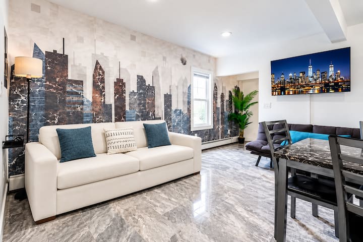 Ultra Modern 4br | 2ba| Nyc Access + Free Parking - Staten Island
