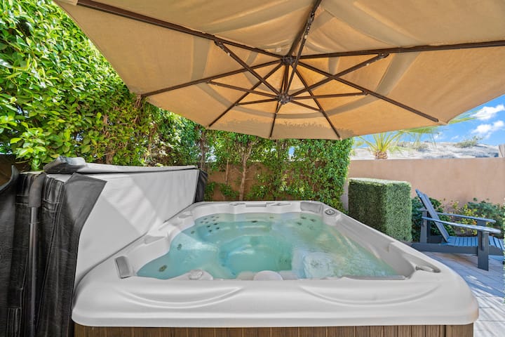 Indian Wells Retreat With Private Hot Tub - Palm Desert, CA