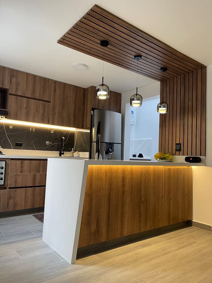 Family Home In Envigado, Medellin - Itagüi