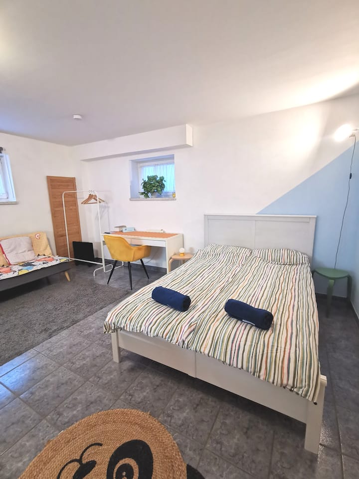 Cozy 1-room Apartment With Floor Heating Near Köln - Bergheim, Germany