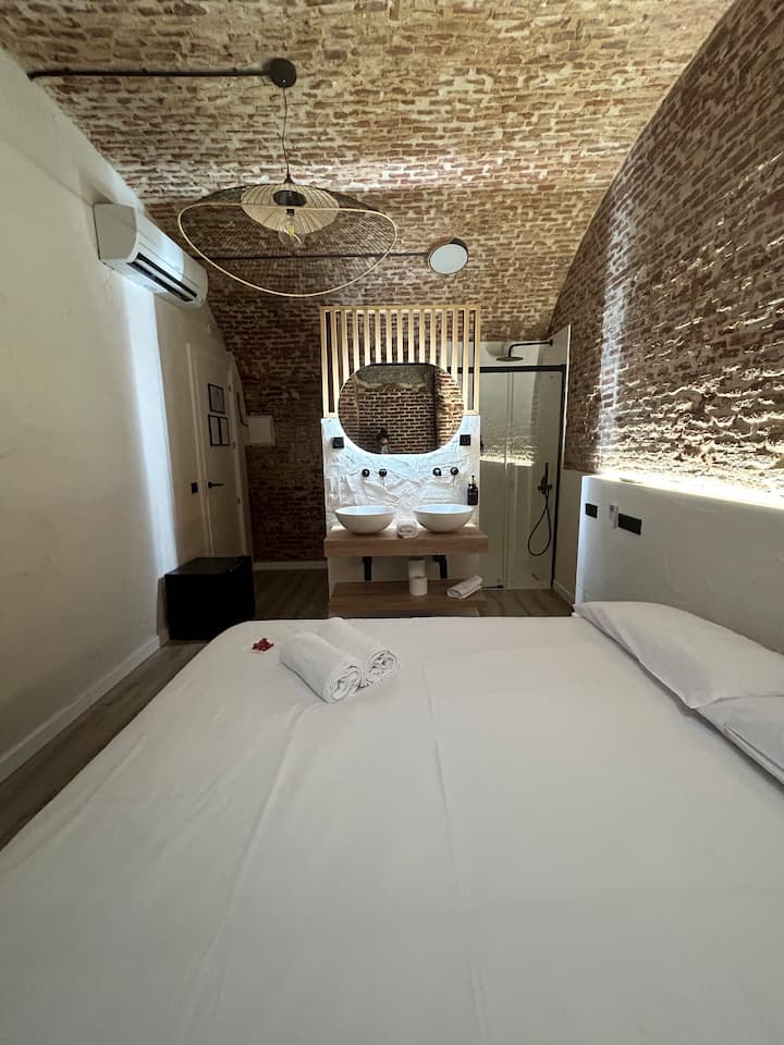 Habitación 8 En El Centro - Madrid