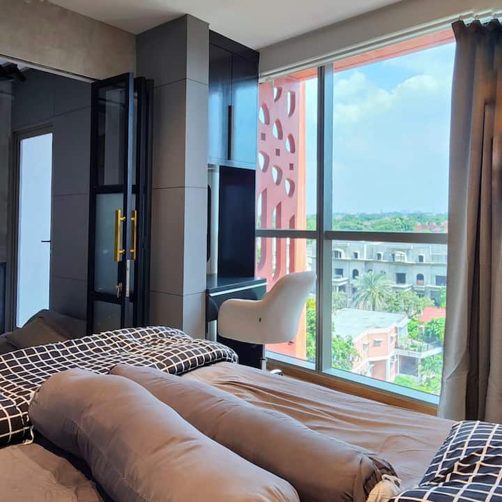 Luxury 1br Brand New Apartment - Jakarta