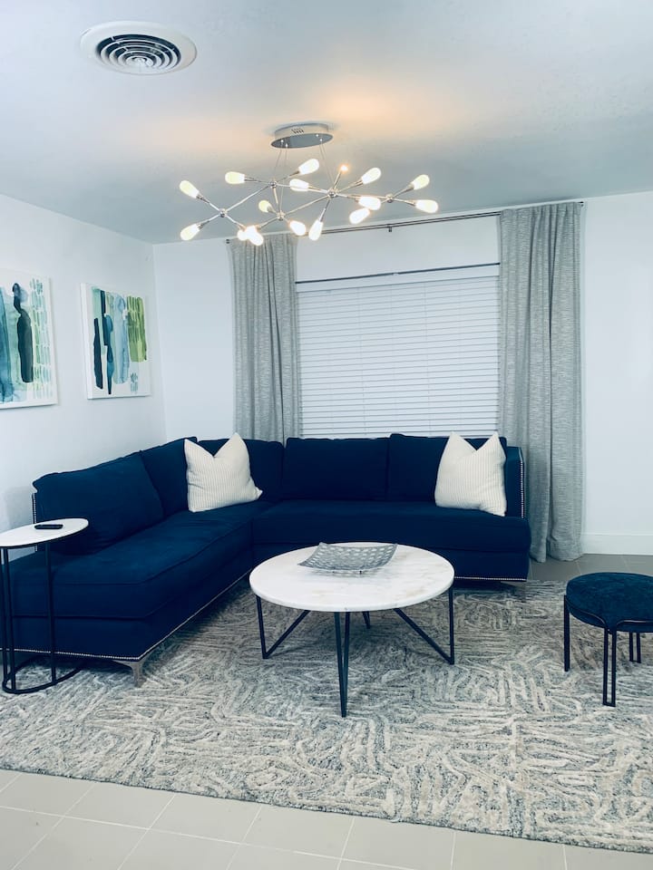 Spacious Comfort House. - Bedford, TX