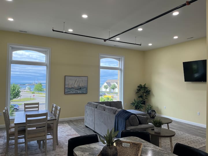 Your Huron Vacation Condos #2 - Port Austin, MI
