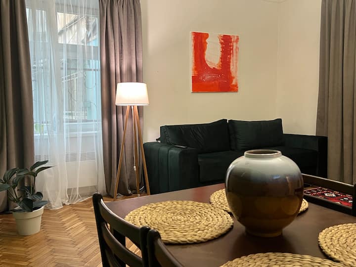 Art Apartment Near The Opera - Lviv