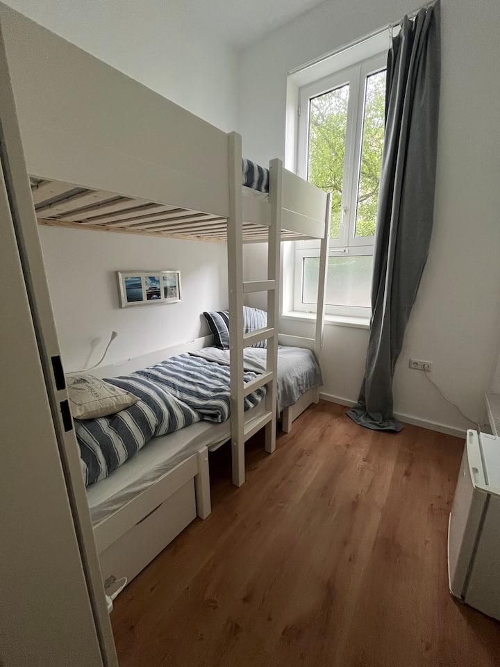 Doppelzimmer Mit Bad, Ohne Küche - Kiel