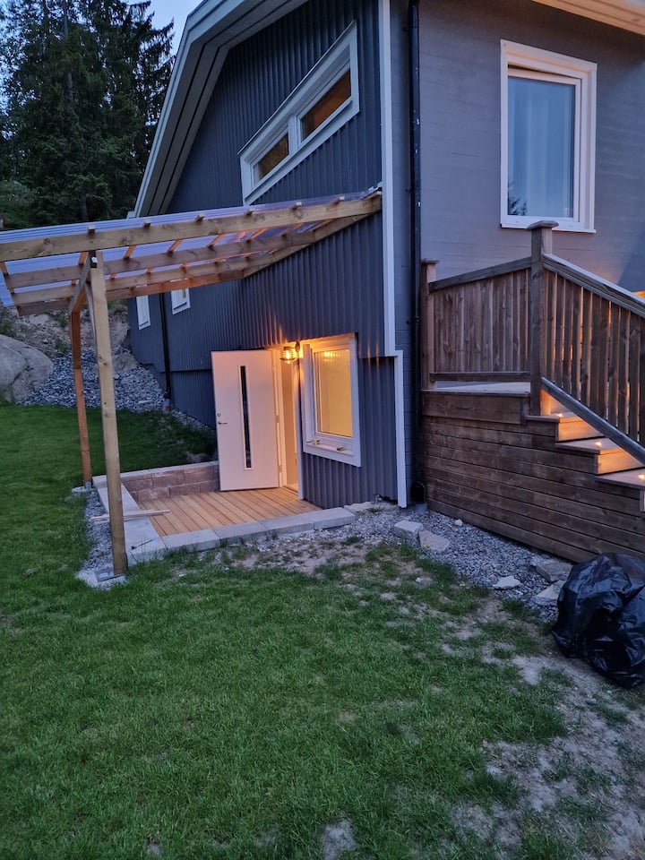 Hus Med Karaktär Nära Naturen - Huddinge