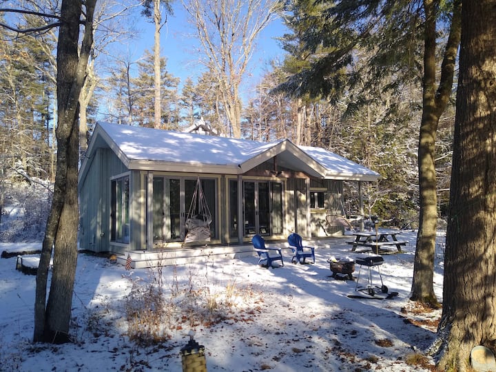 Grey Cabin & Sauna On Lake Monomonac - New Hampshire