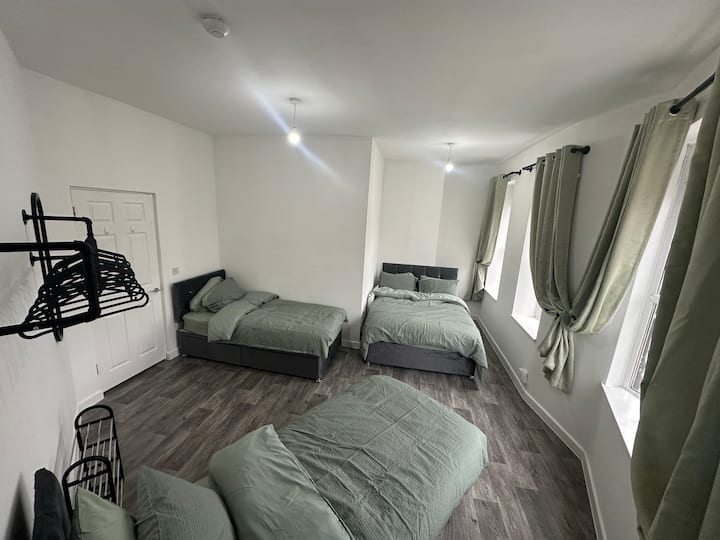 No1 Cardiff  Flat 3 Min To Centre Sleep Up To 6 - Cardiff