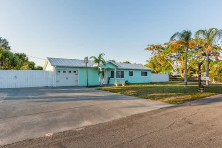 Sailfish Cottage - Stuart, FL