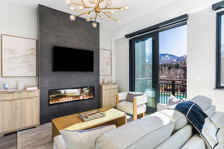 Brand New Mountain Modern Westin Amenities Views - Avon, CO