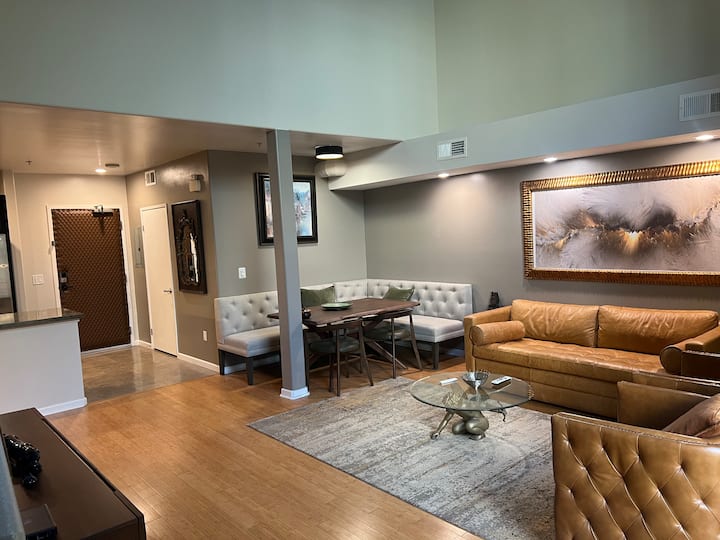 Burbank Downtown Collection - Burbank, CA