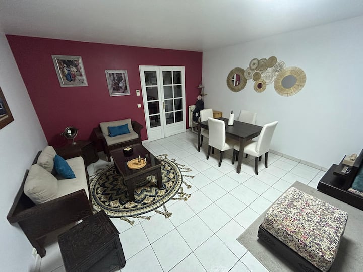 Appartement Pratique, Spacieux Et Chaleureux - Vincennes