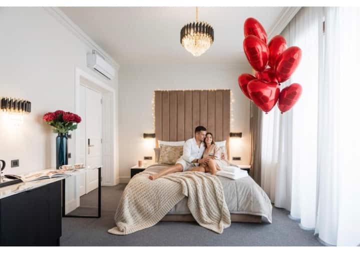 Celestial By Highline | Deluxe Apt In City Center - Bucarest