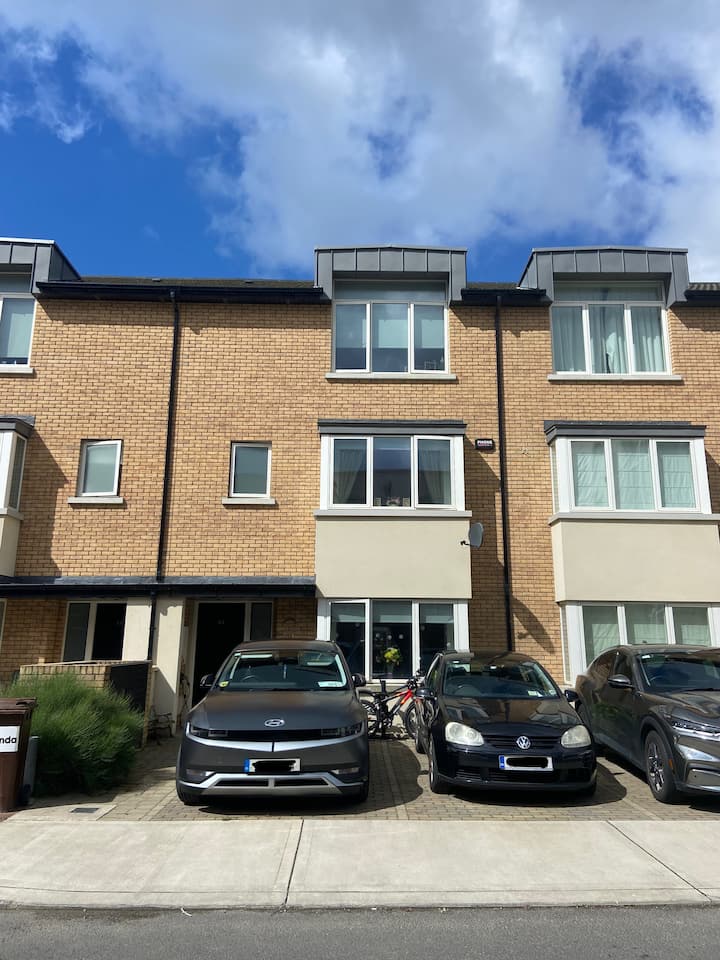 Your Perfect Dublin Retreat In A Modern City House - Dublin