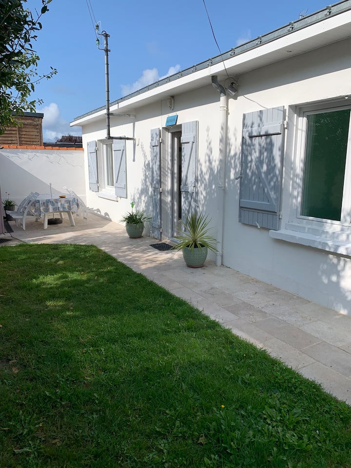 Villa De Vacances 150 Metres Plage/mer Idéal ! - Pornichet